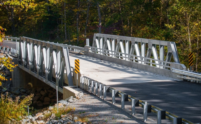 Types of Bridge Railing - Guide to Bridge Railing - U.S. Bridge